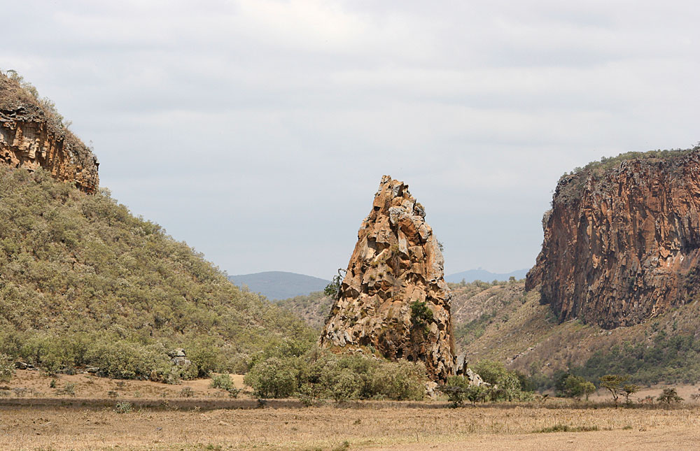 Hell's Gate National Park – Travel Guide, Map & More!